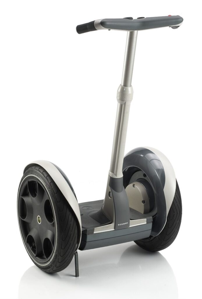 Segway omgebouwd tot hands-free rolstoel - KIJK Magazine