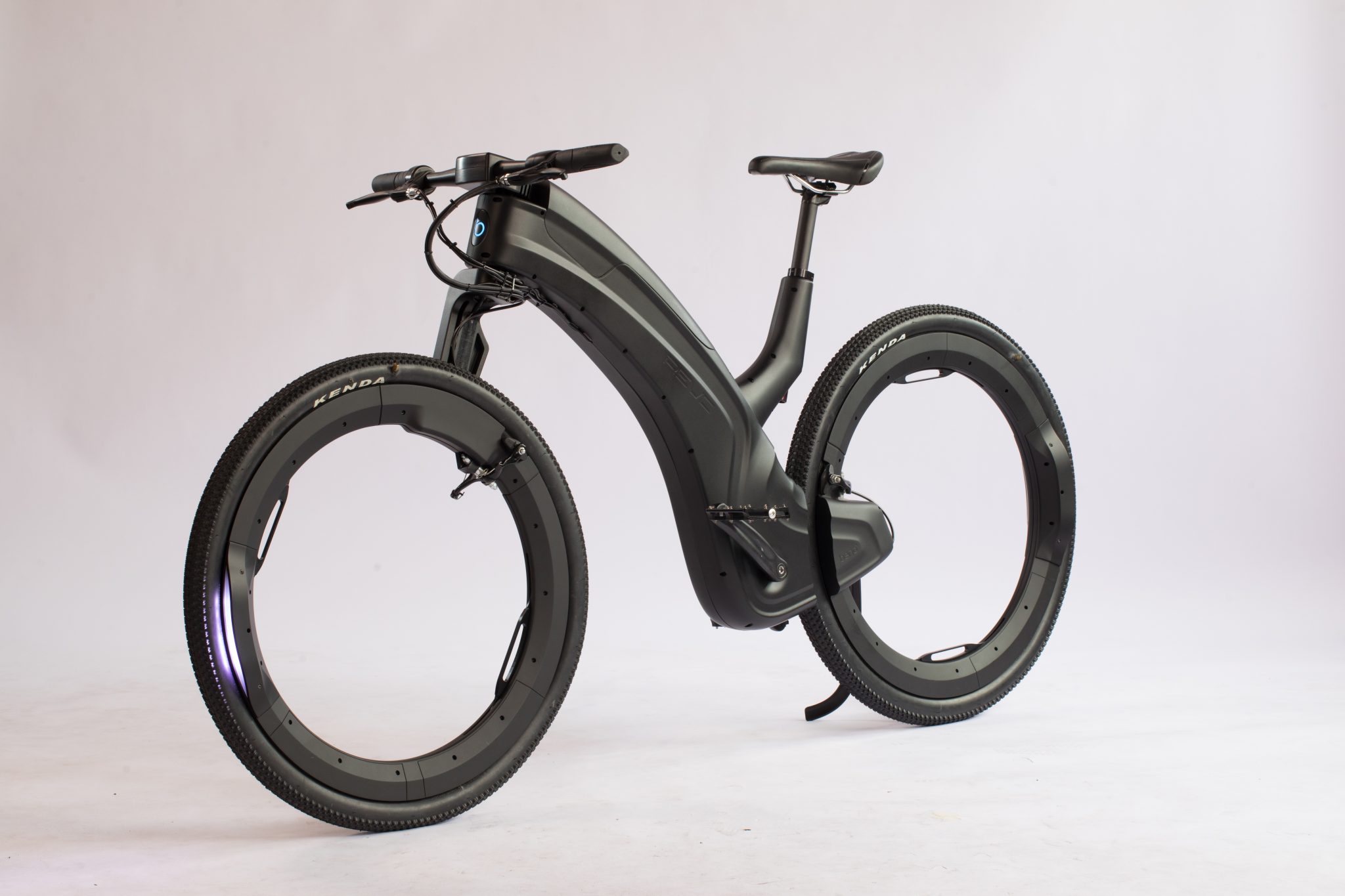 Reevo e-bike, Minecraft-spaarpot en feestspeaker - KIJK Magazine