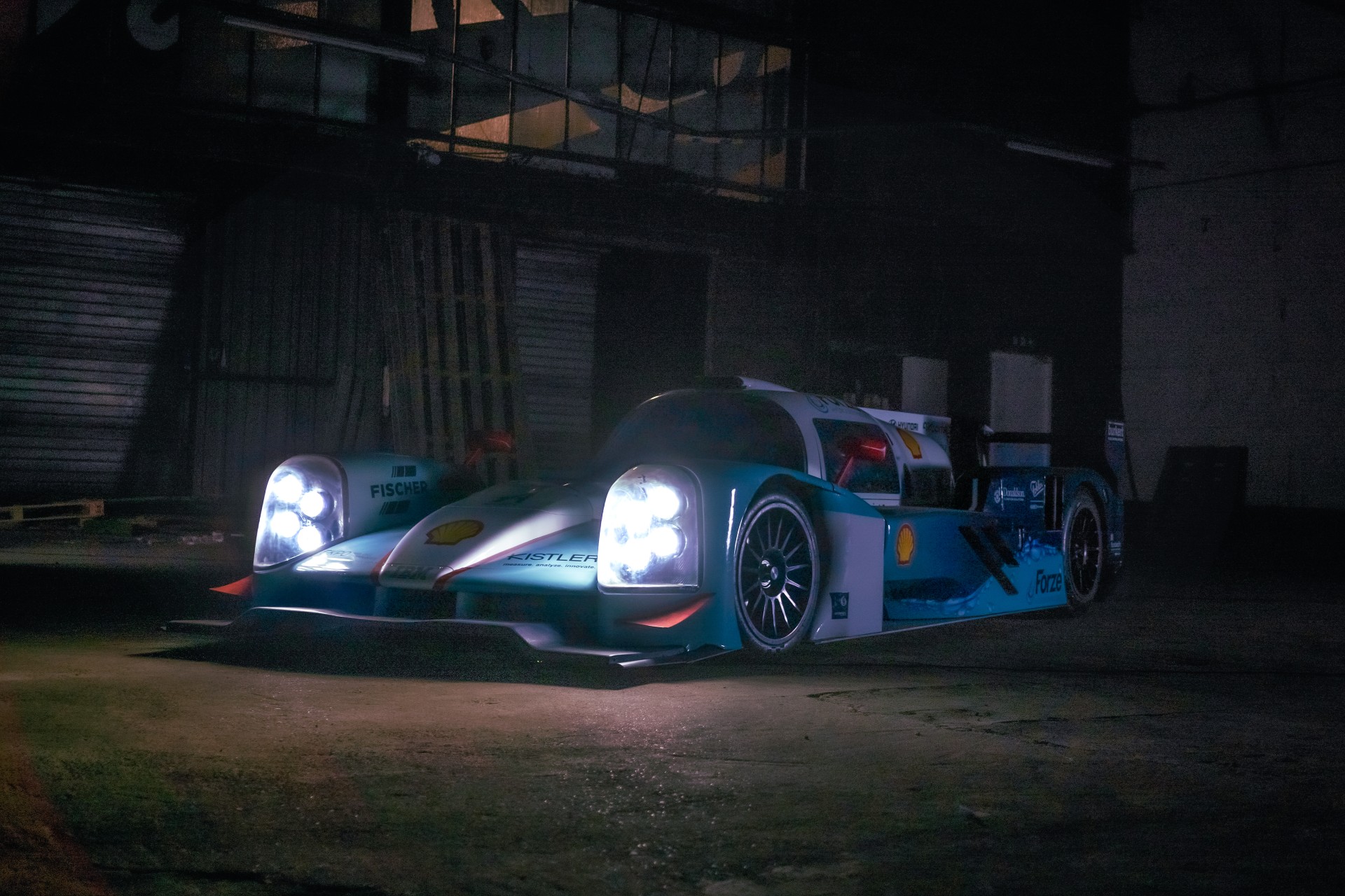 Delfts studententeam presenteert nieuwe waterstofracer Forze IX - KIJK ...