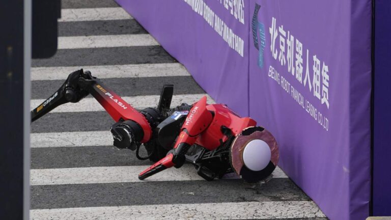 Robot wint halve marathon en verplettert het menselijke wereldrecord ...